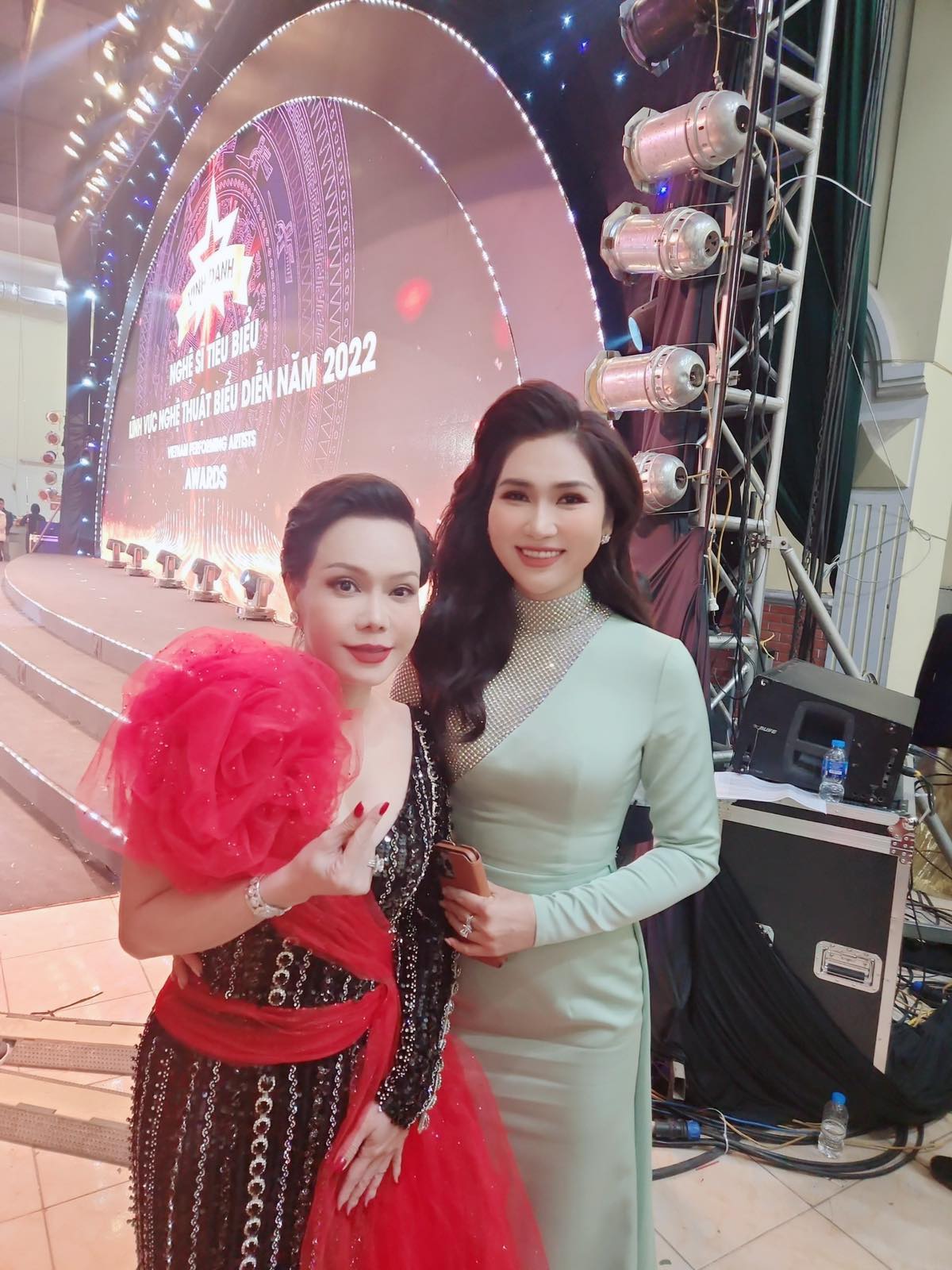 'Hoa hậu cải lương' Như Huỳnh được vinh danh Gương mặt nghệ sĩ tiêu biểu