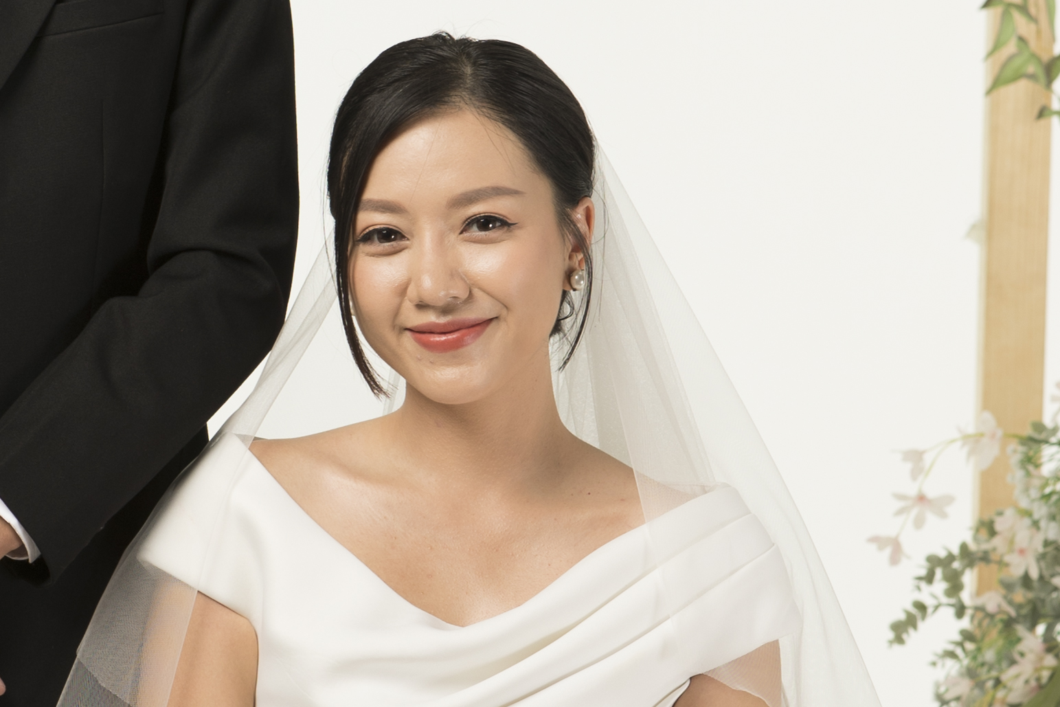 Băng Di: Tôi không yêu điên cuồng như trong phim