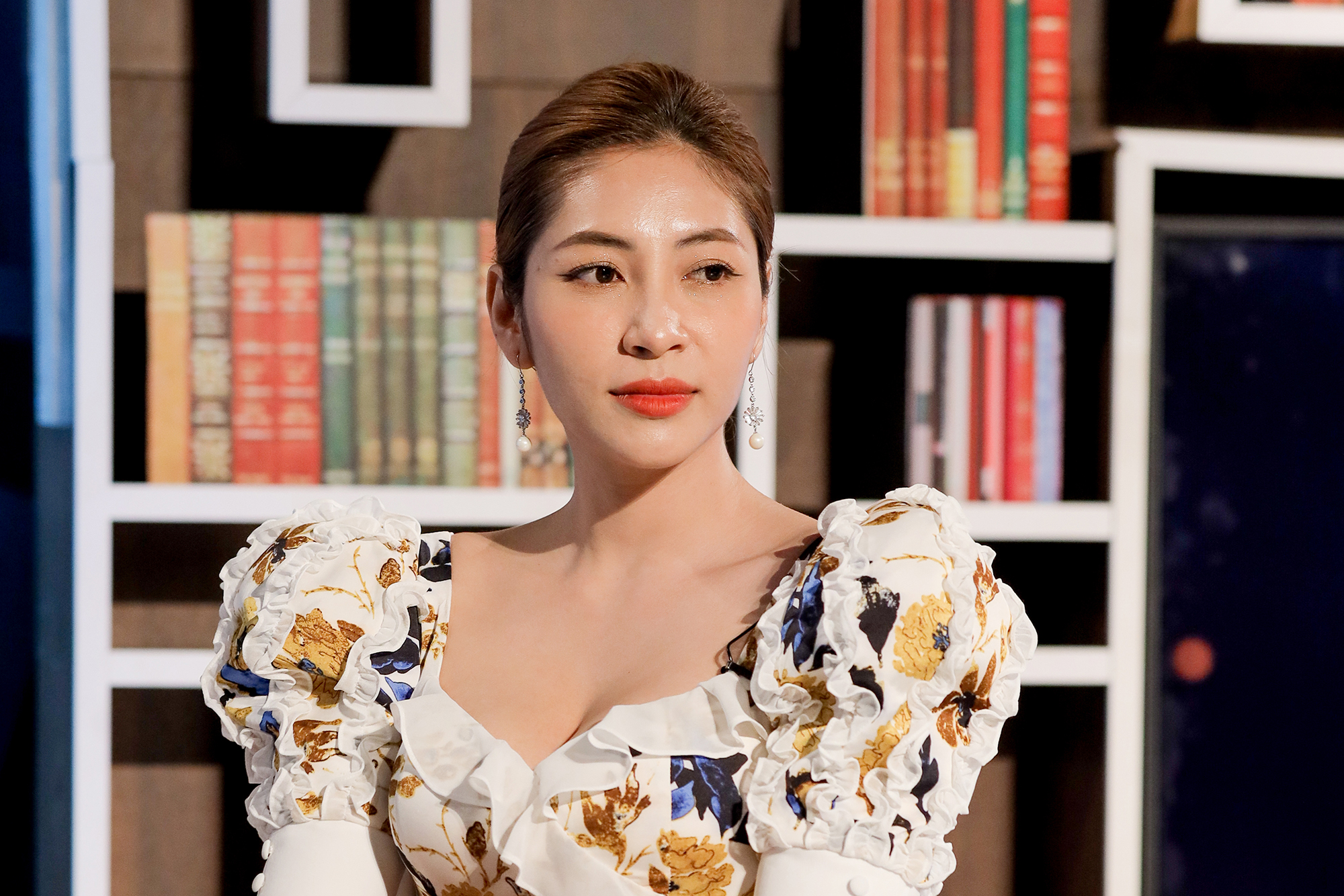 Hoa hậu Đặng Thu Thảo: Sau ly hôn, tôi phải tập nói lại như đứa trẻ