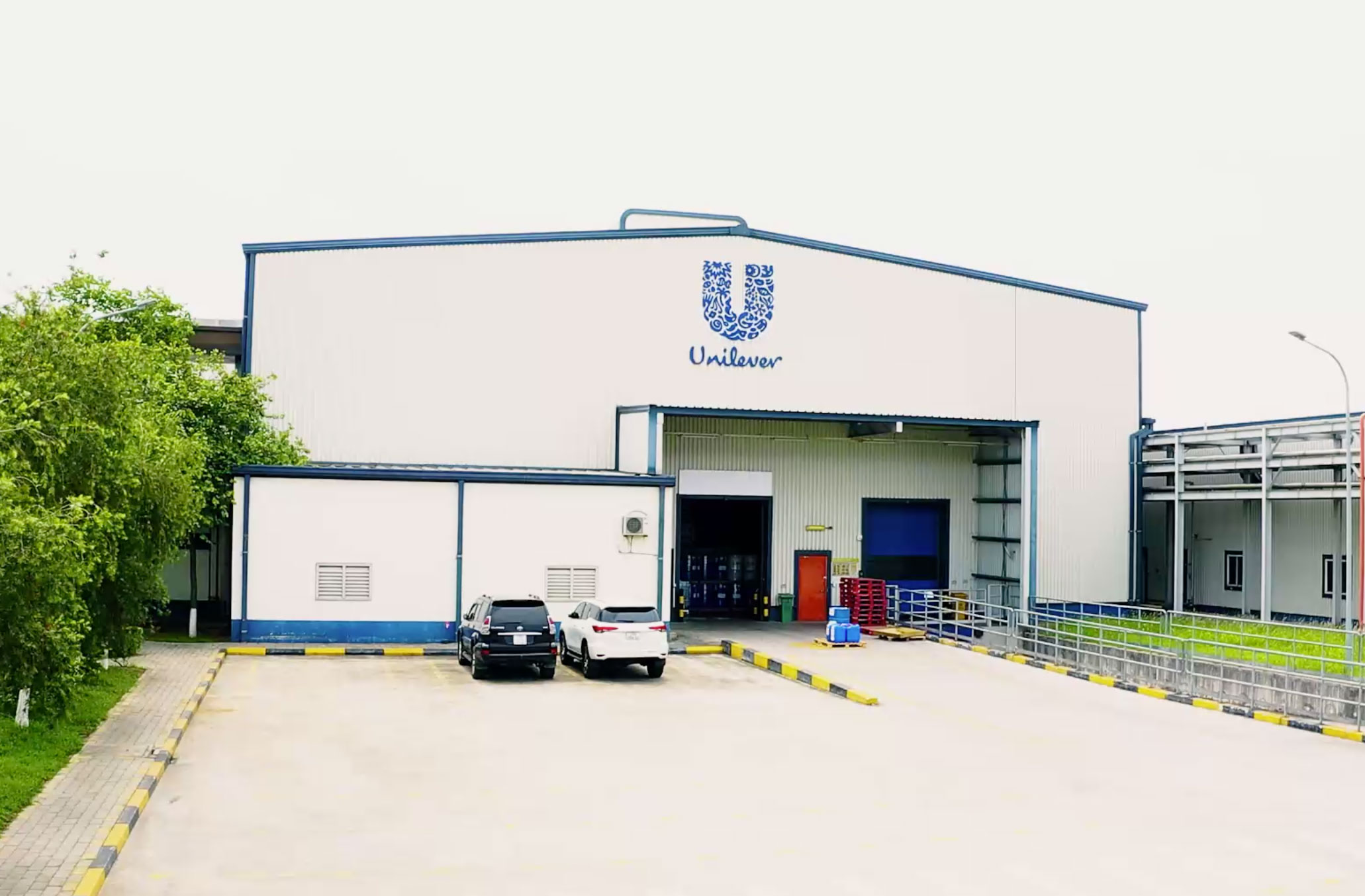 Unilever cam kết loại bỏ 100% khí thải từ hoạt động sản xuất