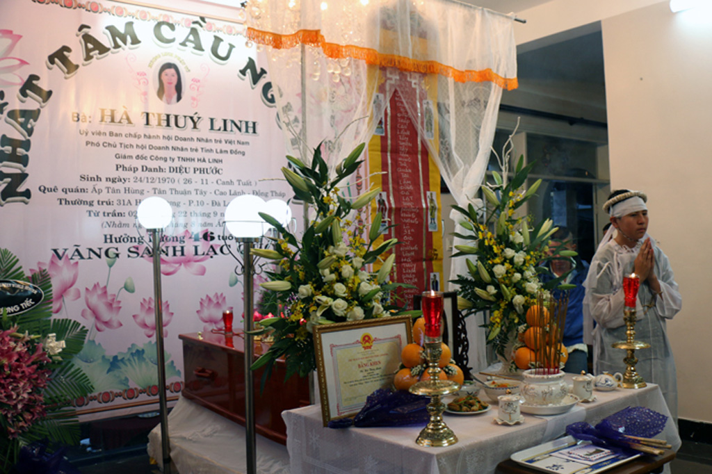 Thi hài doanh nhân Hà Linh về tới Đà Lạt