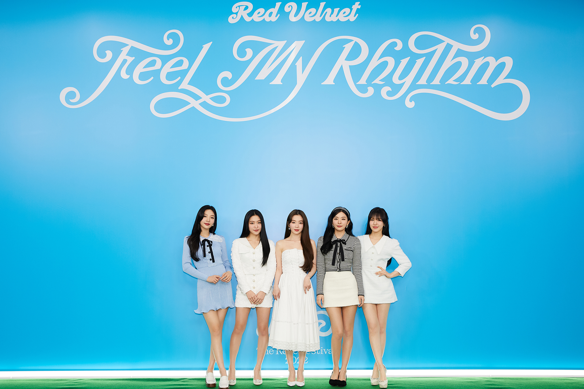 Album mới của Red Velvet ‘thâu tóm’ các bảng xếp hạng