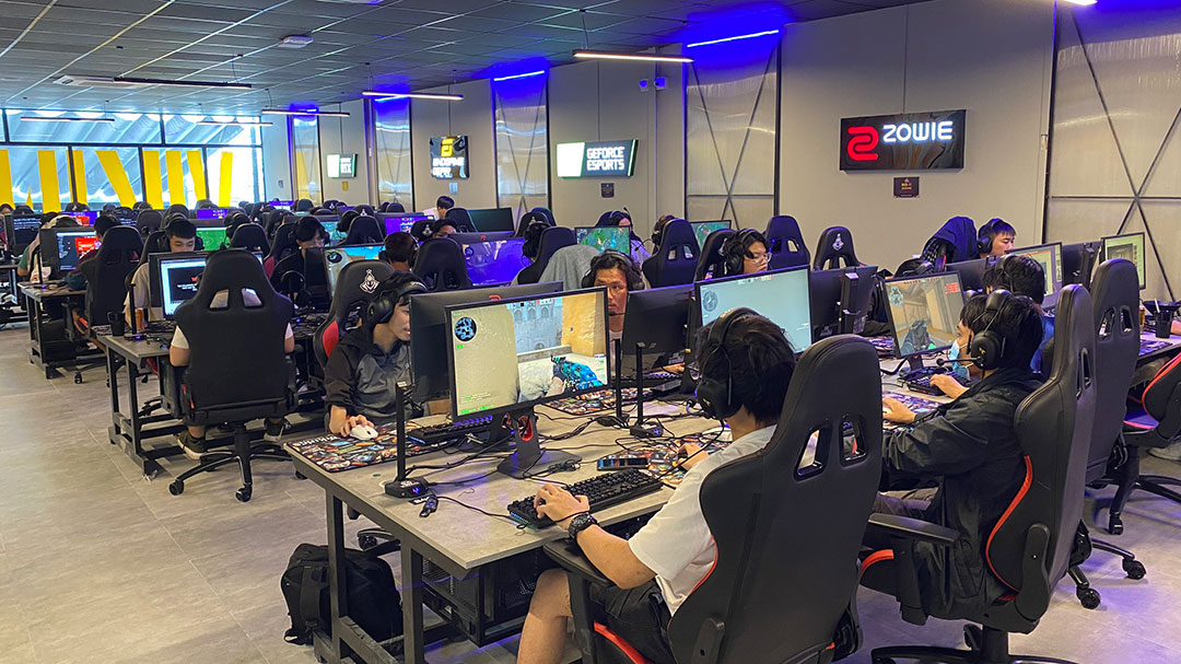 Viking Esports Arena ra mắt phòng máy tại TP.HCM