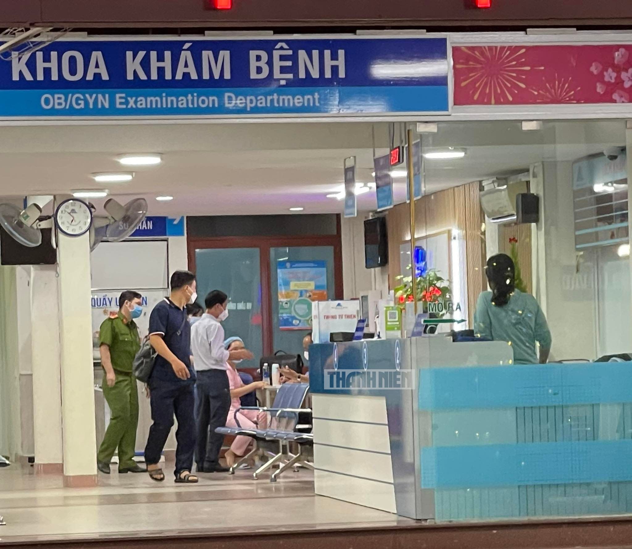 TP.HCM: CQĐT Viện KSND tối cao bắt quả tang chấp hành viên nhận hối lộ ...