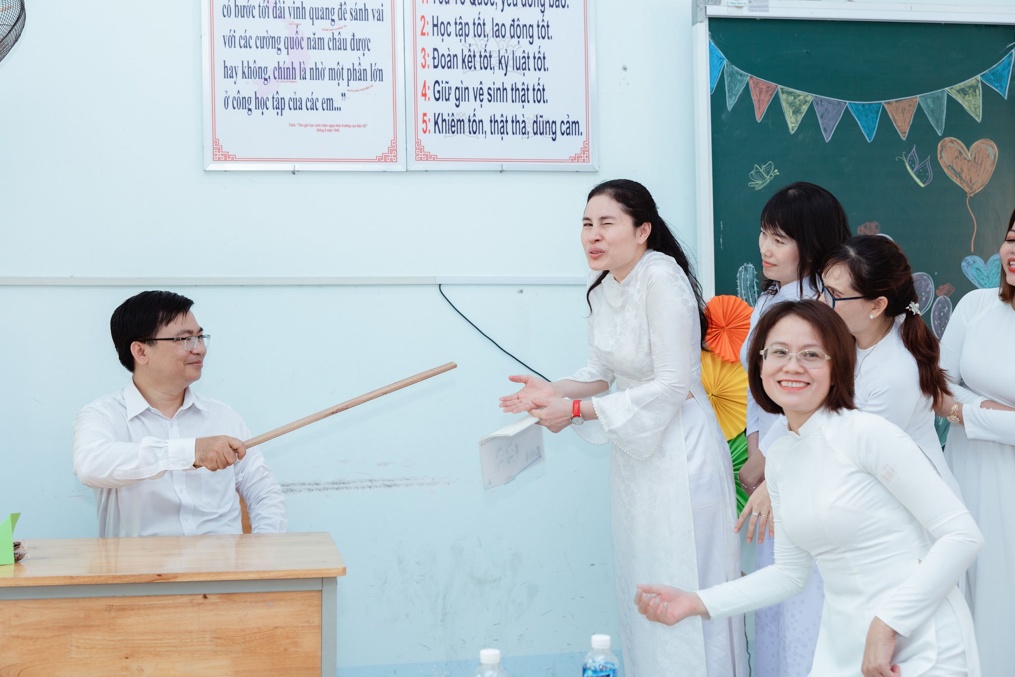 Một ‘phi vụ’ đặc biệt của học trò cũ