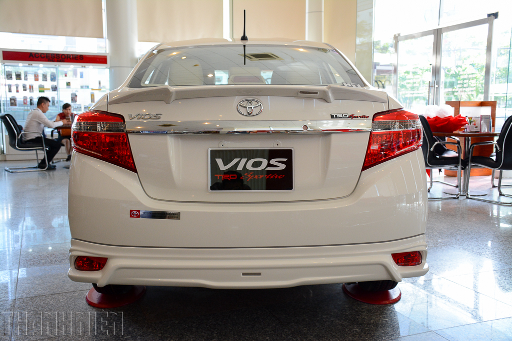 Chi tiết Toyota Vios TRD 2017 giá 644 triệu đồng tại Việt Nam