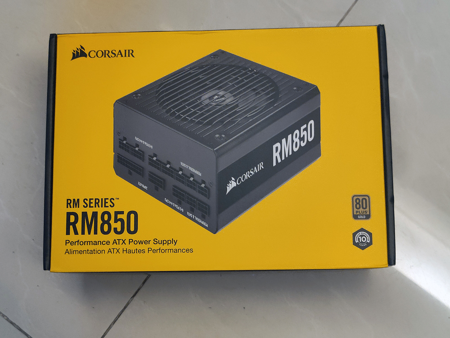 Corsair RM850 – Cấp nguồn đầy đủ cho các CPU và VGA mạnh nhất