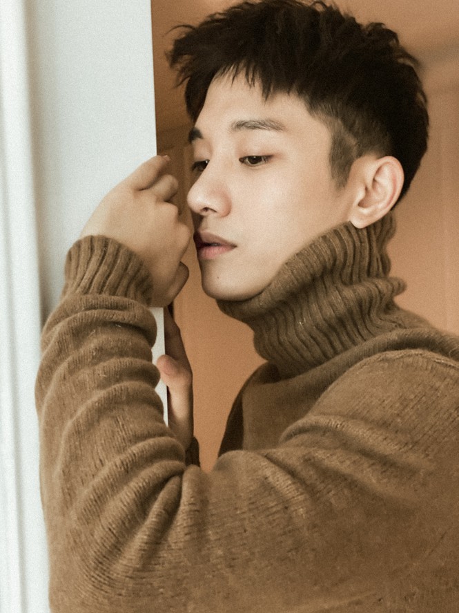 Juun Đăng Dũng tung MV 'Một nửa yêu thương' quay bằng điện thoại