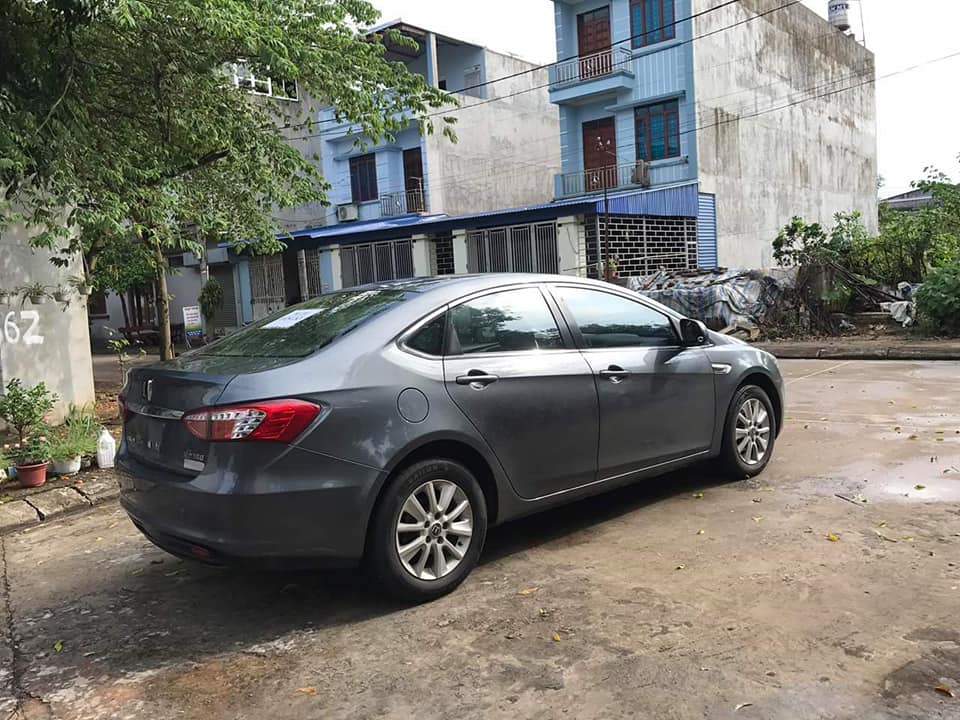 Xe Đài Loan Luxgen S5 mất giá 700 triệu đồng sau 5 năm sử dụng