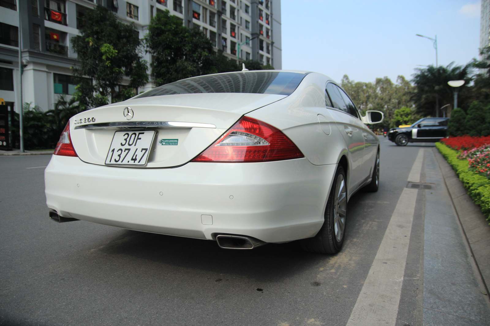 Mercedes CLS300 giá tương đương Mazda3 sau 10 năm sử dụng