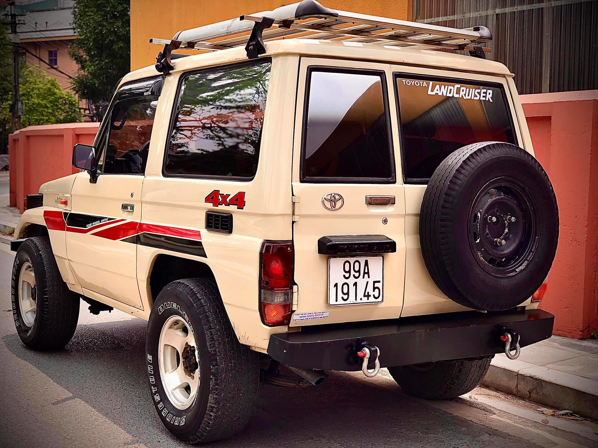 Xe hiếm Toyota Land Cruiser BJ70 rao giá 350 triệu tại Việt Nam