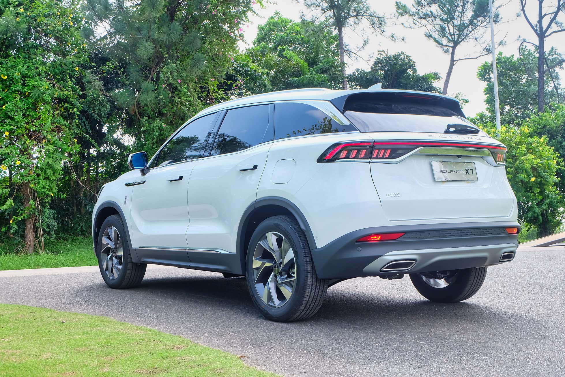 BEIJING X7 hào nhoáng bên ngoài nhưng có chất lượng bên trong?