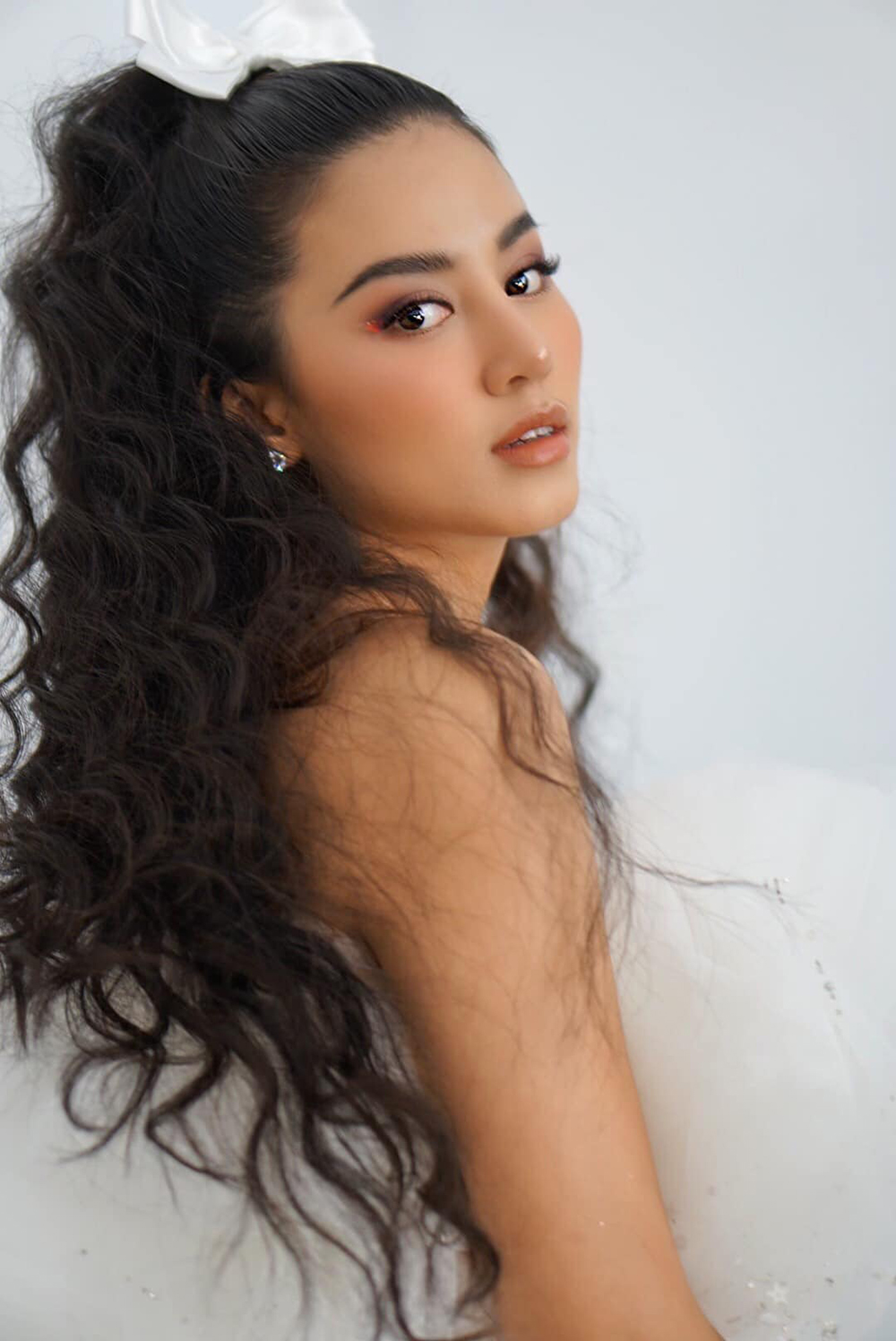 Nữ rapper gây chú ý ở Rap Việt khoe nhan sắc gợi cảm