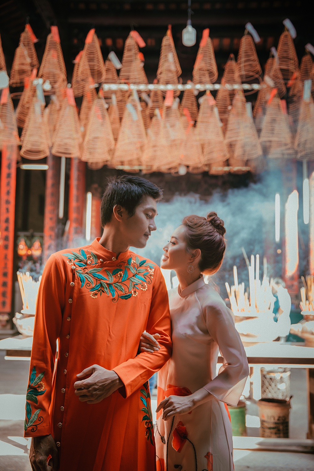 Linh Phi tiết lộ cuộc sống hôn nhân bên tài tử 'Gia đình là số một'