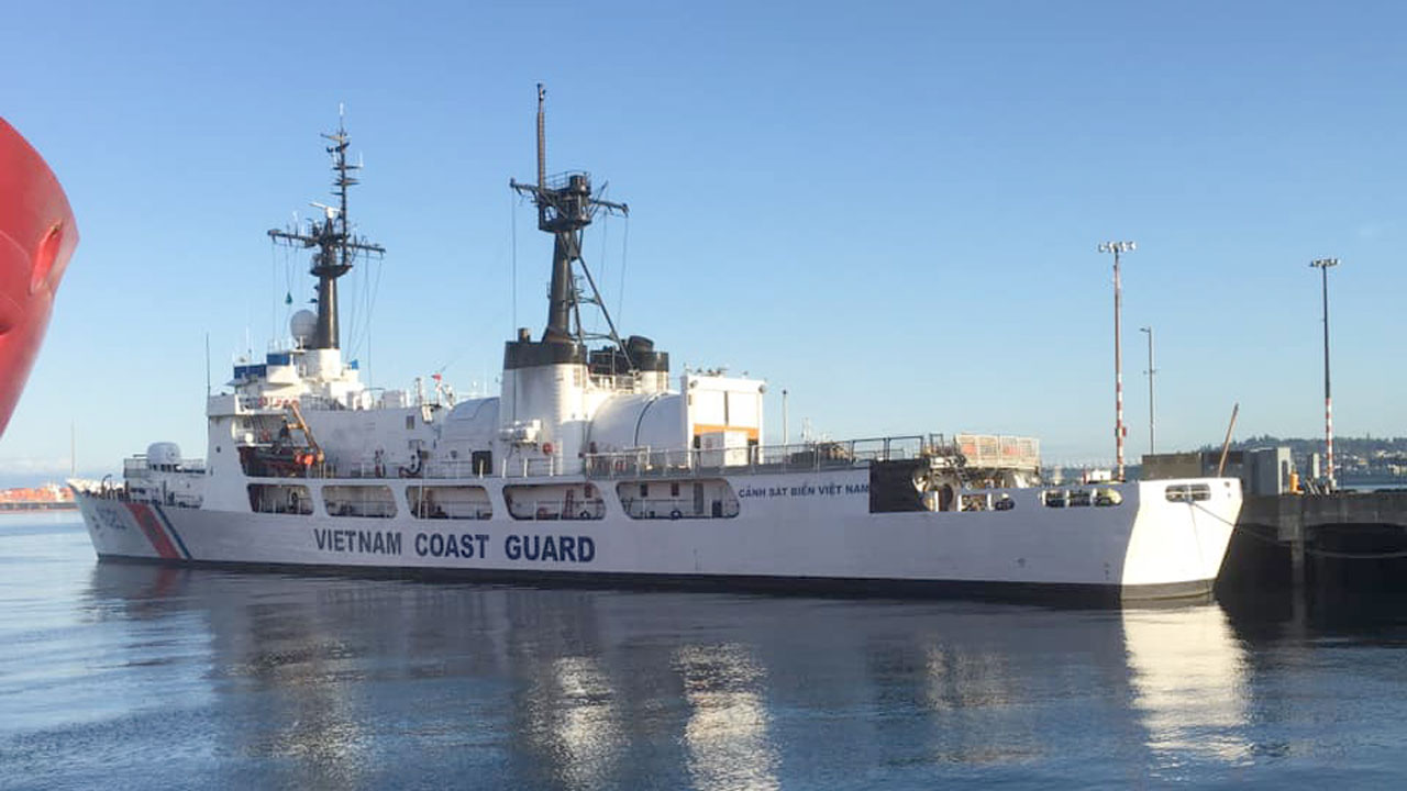 Ảnh đẹp tàu Cảnh sát biển Việt Nam tại Mỹ