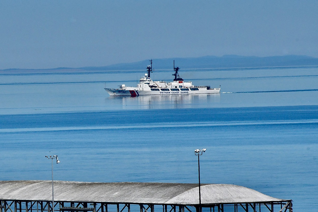 Tàu 8021 ‘củng cố quan hệ đối tác giữa cảnh sát biển Việt Nam và Mỹ’