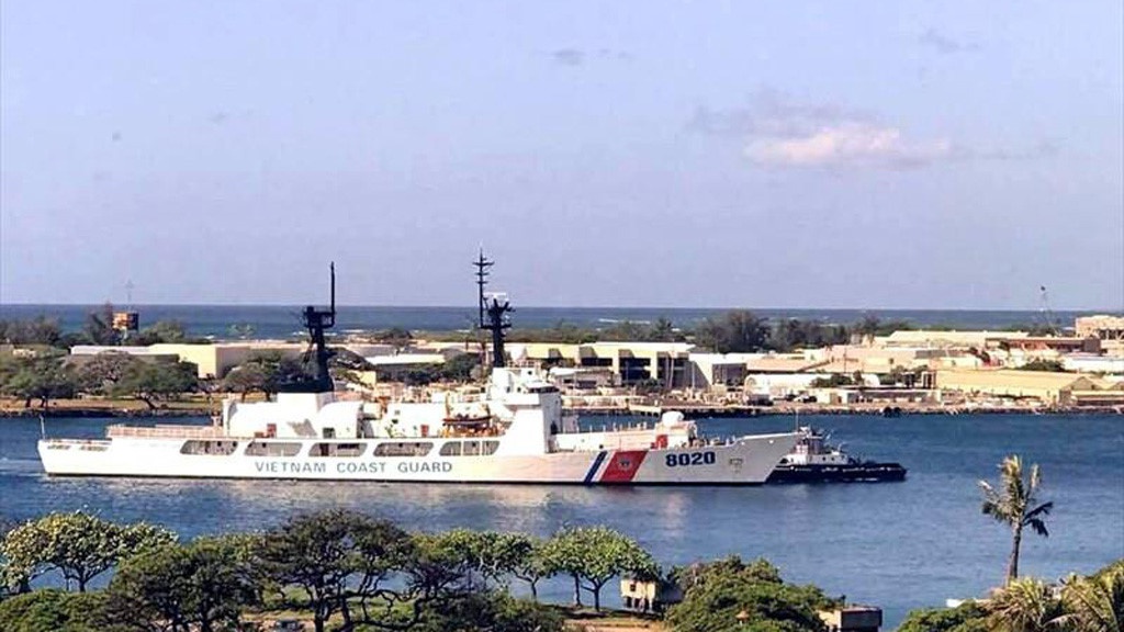 Tàu 8021 ‘củng cố quan hệ đối tác giữa cảnh sát biển Việt Nam và Mỹ’