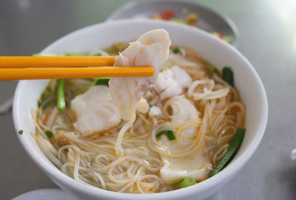 Vì sao người Sài Gòn 'sở hữu' hủ tíu dai và thích ăn hơn hủ tíu mềm?