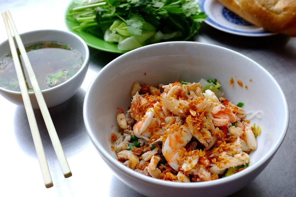 Vì sao người Sài Gòn 'sở hữu' hủ tíu dai và thích ăn hơn hủ tíu mềm?