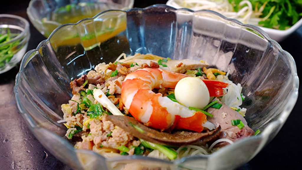 Vì sao người Sài Gòn 'sở hữu' hủ tíu dai và thích ăn hơn hủ tíu mềm?