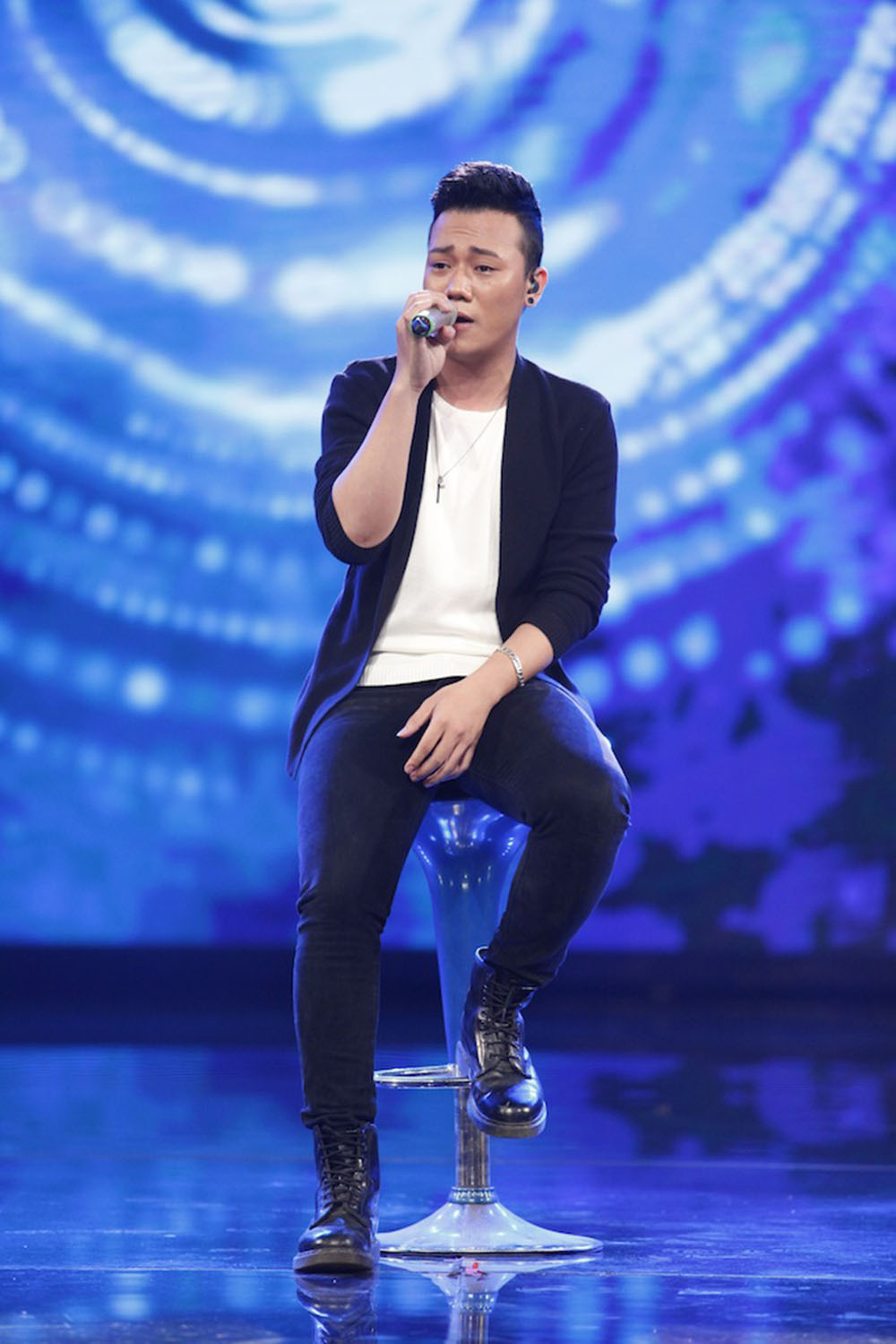 Vietnam Idol: Cô gái Philippines hát tiếng Việt, Trà My dừng bước
