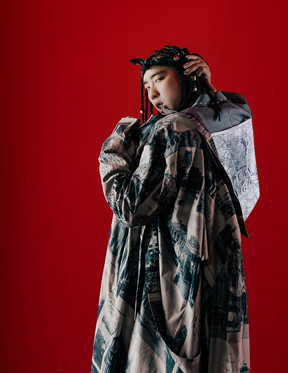 Giám khảo 'King of rap' ngồi 'ghế nóng' cuộc thi rap online