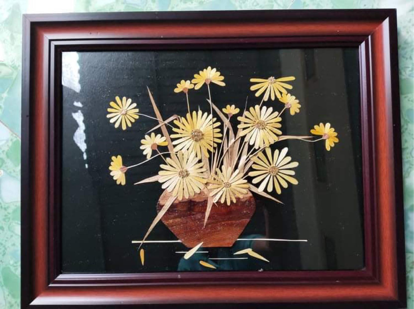 Ngỡ ngàng những bức tranh làm từ rơm của thầy giáo miền Tây