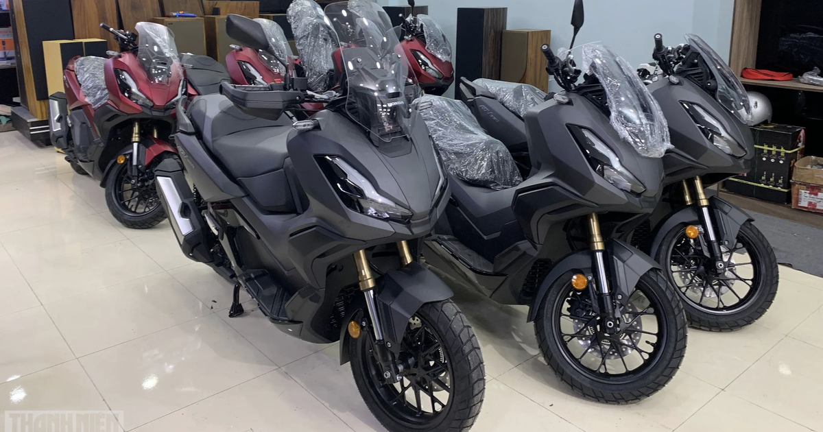 Honda ADV 350 tại Việt Nam giảm 26 triệu đồng, ngang giá BMW C400GT