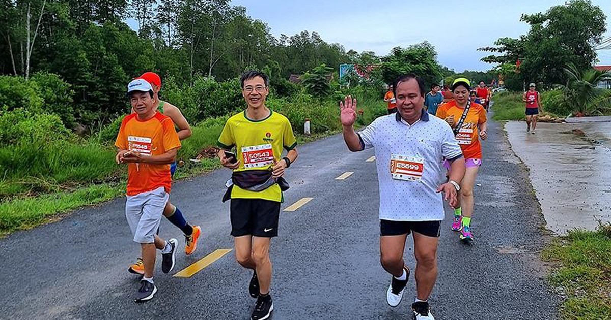 Cà Mau: Giải Marathon lần 2 thu hút 6.000 người tham gia