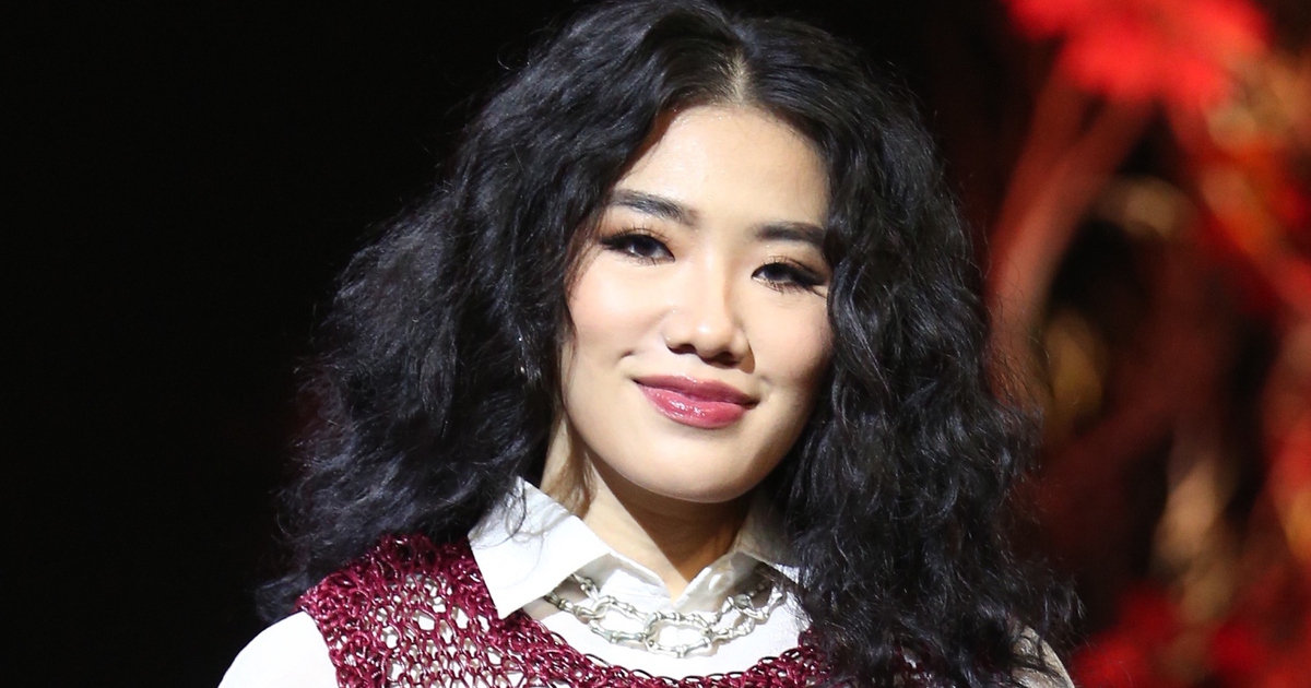 Con gái tiết lộ lý do từng bị ca sĩ Cẩm Vân cấm cản theo nghệ thuật