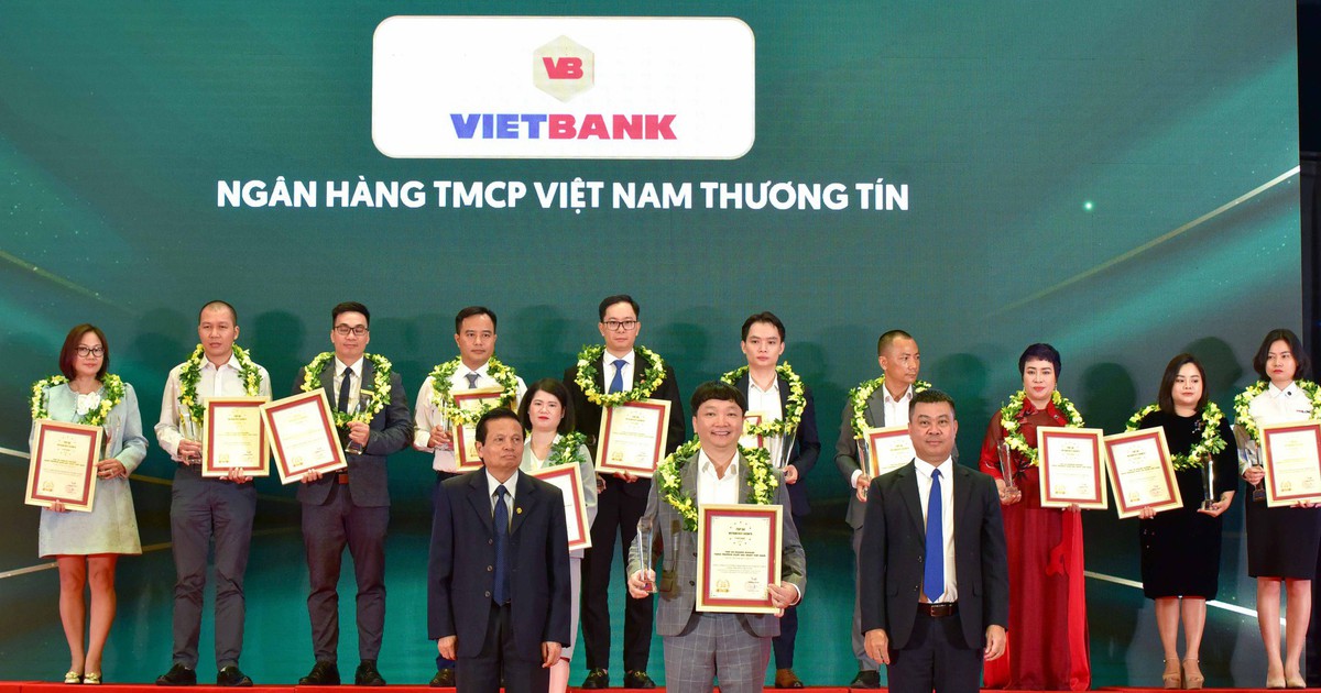 4 năm liên tiếp, Vietbank vào ‘Top 50 Doanh nghiệp tăng trưởng xuất sắc ...
