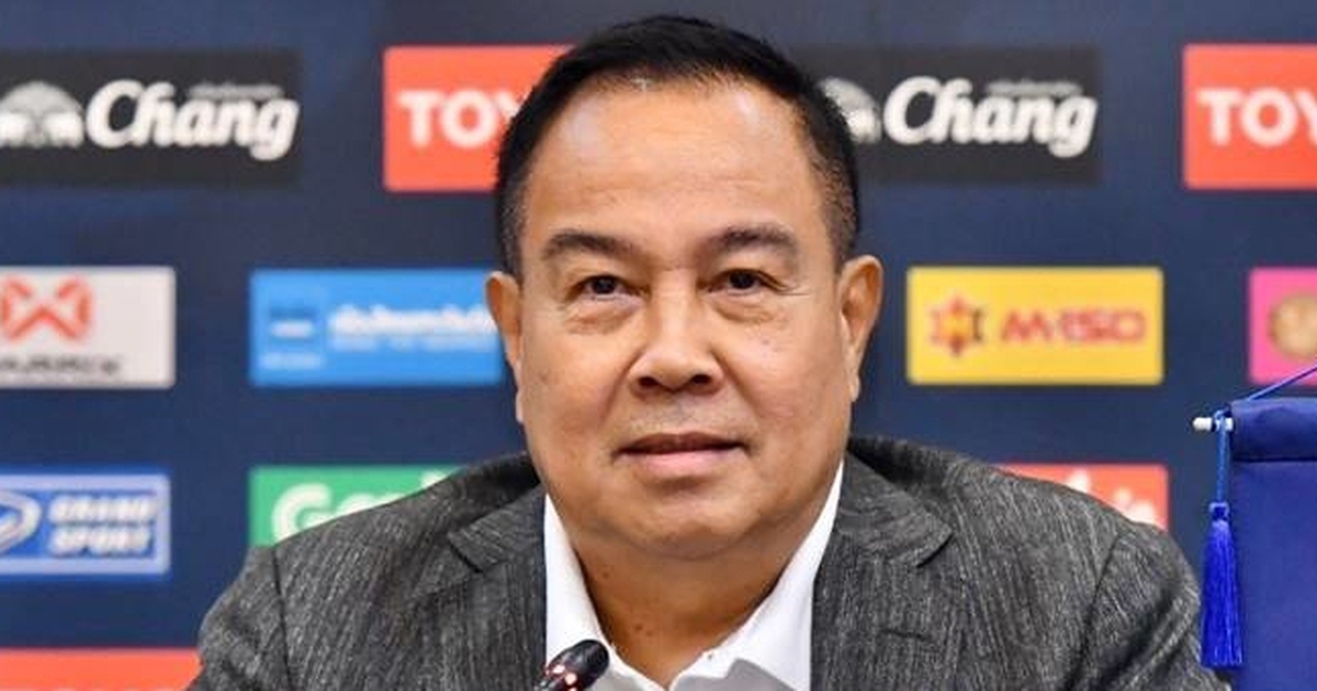 Lo sợ bị FIFA trừng phạt, Thái Lan vẫn giữ ông Somyot Poompanmoung làm Chủ tịch FAT