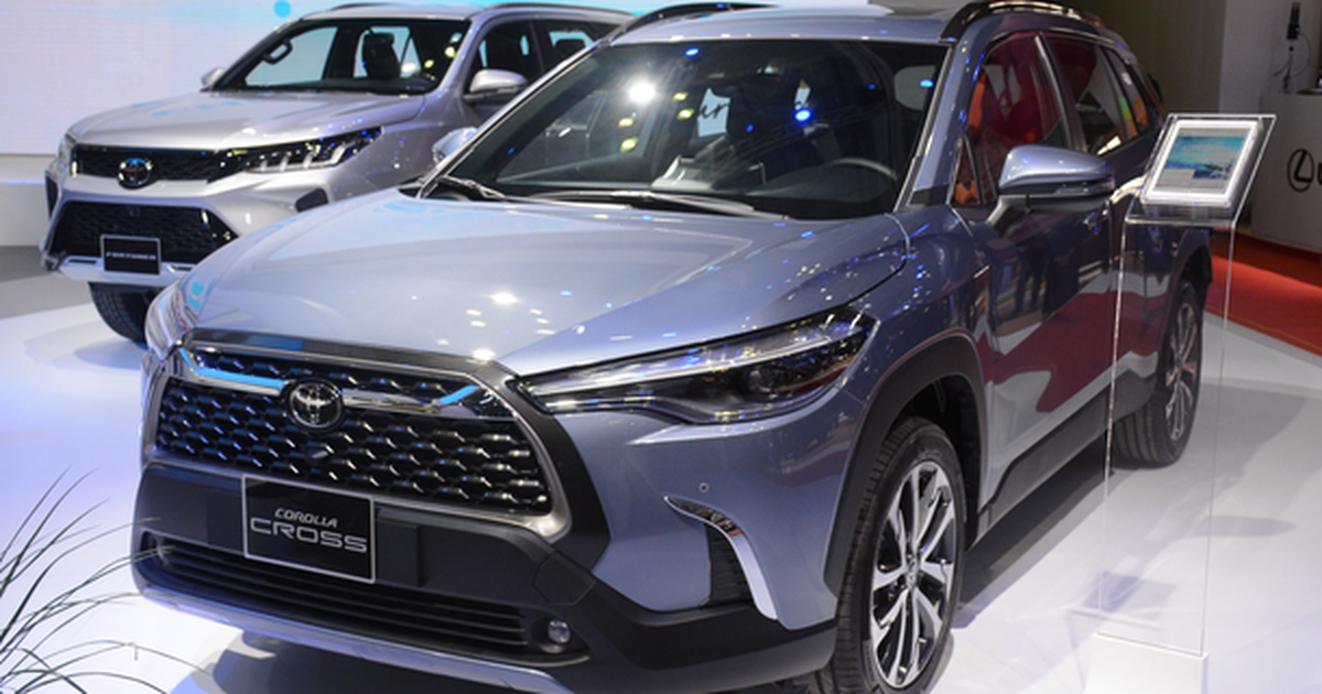 SUV đô thị: Toyota Corolla Cross 'bùng nổ' trong tháng Ngâu, VinFast ...