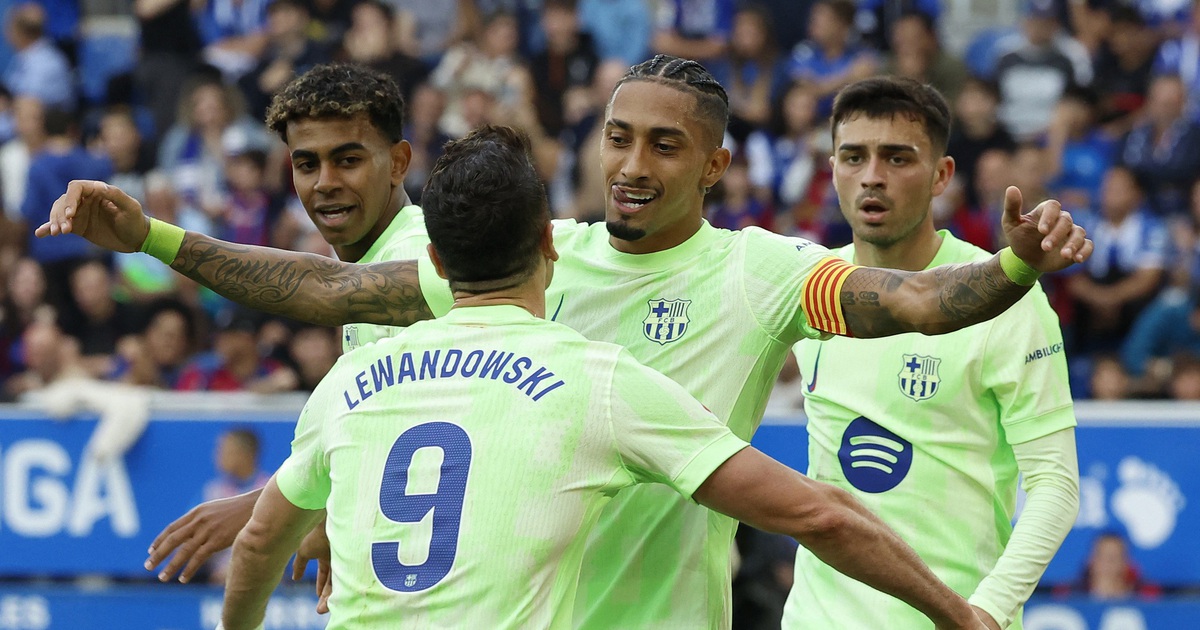 Tam tấu Lewandowski - Raphinha - Yamal vô đối ở châu Âu: Đưa Barcelona ...