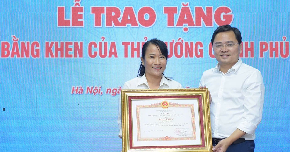 Điều kiện để Thủ tướng tặng bằng khen