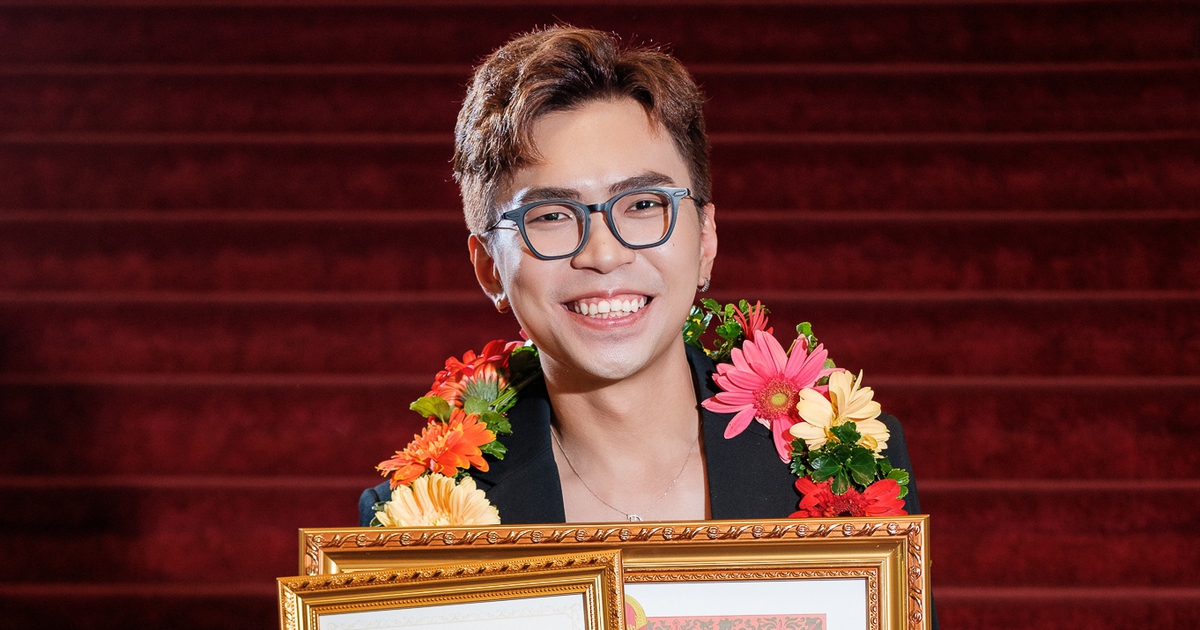 Minh Dự đoạt huy chương vàng đầu tiên trong sự nghiệp diễn xuất