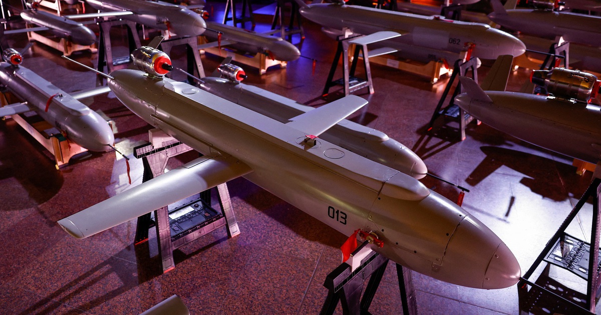 Ukraine ra mắt ‘UAV tên lửa’ mới, tầm bay vượt xa tên lửa phương Tây ...