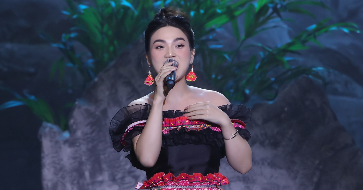 Cô gái dân tộc Sán Chay hát ‘Tiếng đàn Ta Lư’ bị NSND Thu Hiền nhắc nhở