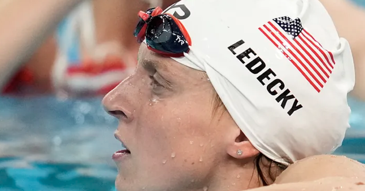 Michael Phelps bảo vệ Katie Ledecky sau thất bại cay đắng nội dung 400 ...