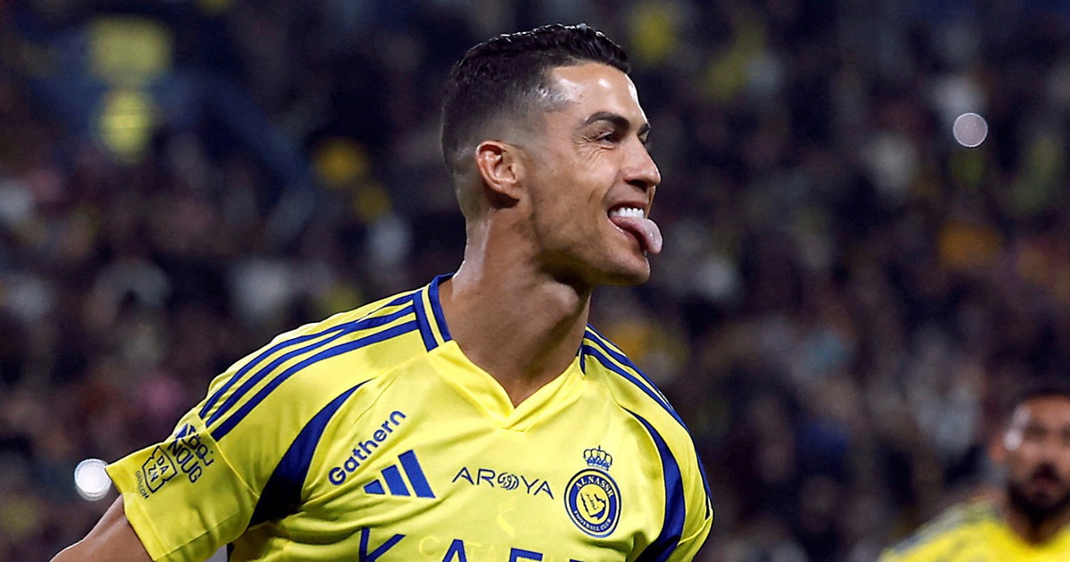 Ronaldo gây sốc muốn Al Nassr chiêu mộ Kaoru Mitoma với giá 'khủng' 85 ...