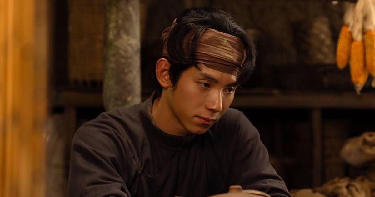 Nam chính điển trai của 'Đèn âm hồn' nói gì khi bị chê bai diễn xuất?