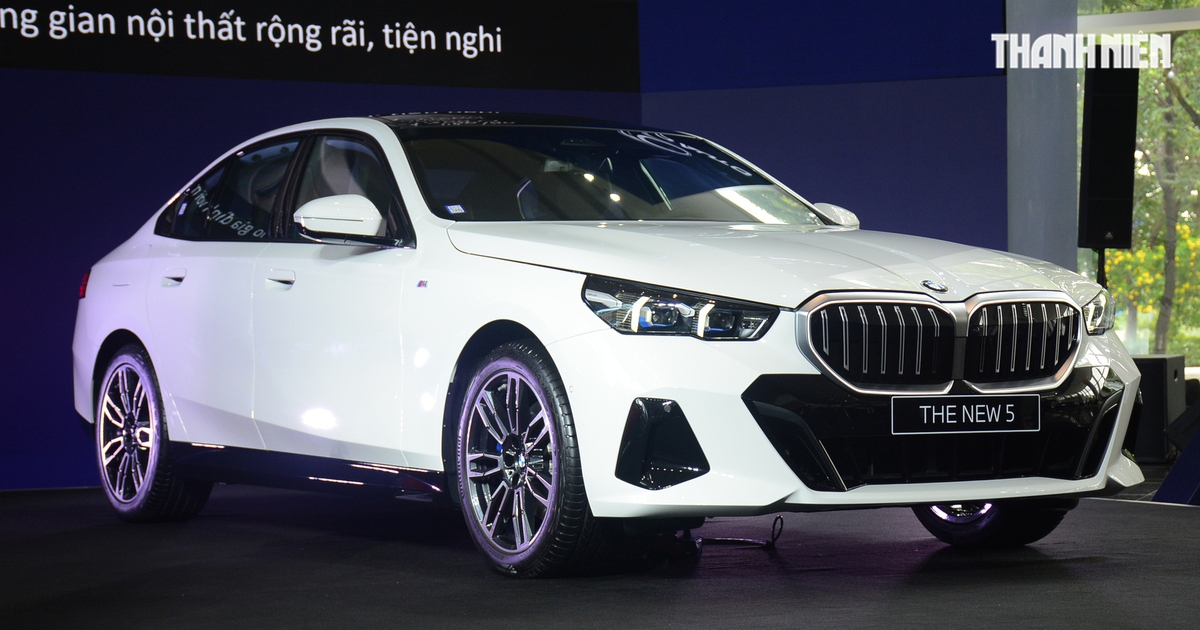 Vừa trình làng BMW 5-series thế hệ mới, THACO giảm 100 triệu đồng cho ...