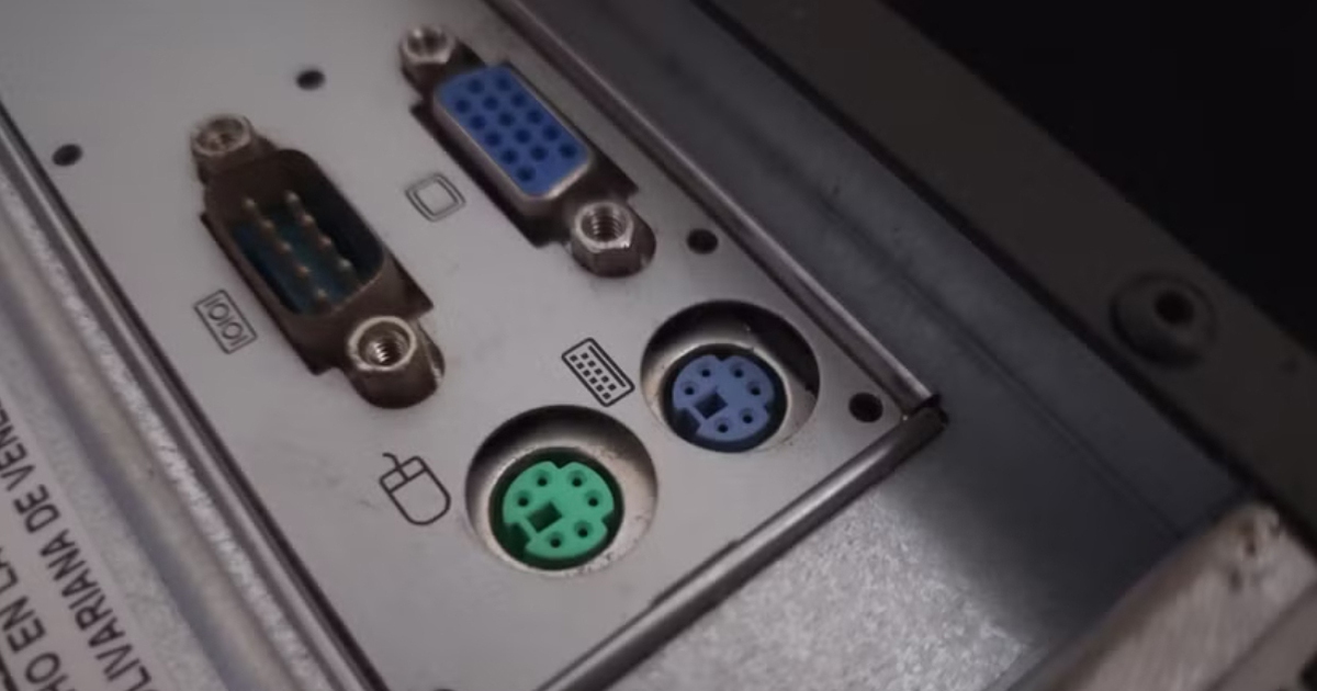 5 cổng kết nối từng thống trị PC nhưng bị USB đẩy vào quên lãng
