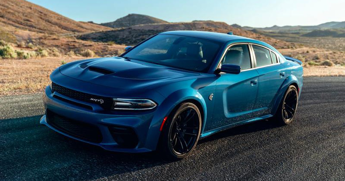 Dodge Charger SRT Hellcat Widebody có sức mạnh hơn 700 mã lực