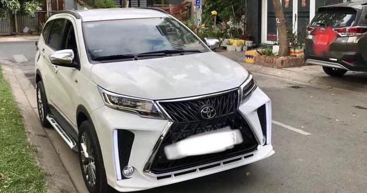 Đến lượt Toyota Rush độ kiểu Lexus tại Việt Nam