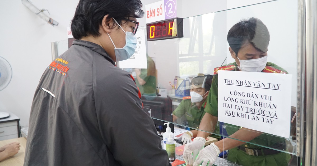 Công an TP.HCM phát động cao điểm cấp CCCD gắn chíp điện tử đợt 3