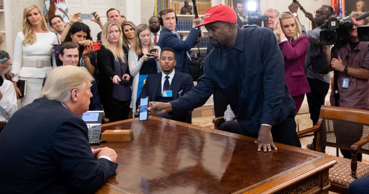 Ca sĩ Ye kể chuyện bị ông Trump ‘hét vào mặt’ khi định tranh cử tổng thống