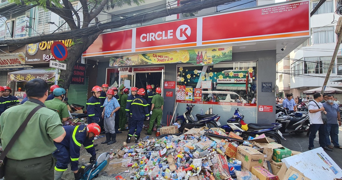 TP.HCM hỗ trợ gia đình nữ sinh tử vong trong vụ sập cửa hàng Circle K