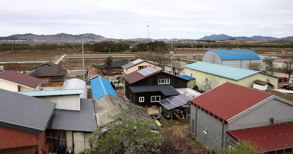 Cuộc sống ở ngôi làng bên Bàn Môn Điếm