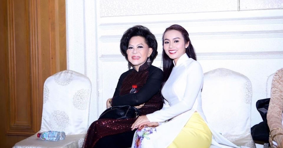 Ca sĩ Giao Linh và cháu gái Amy Lê Anh ‘tái ngộ’ trên sân khấu Paris